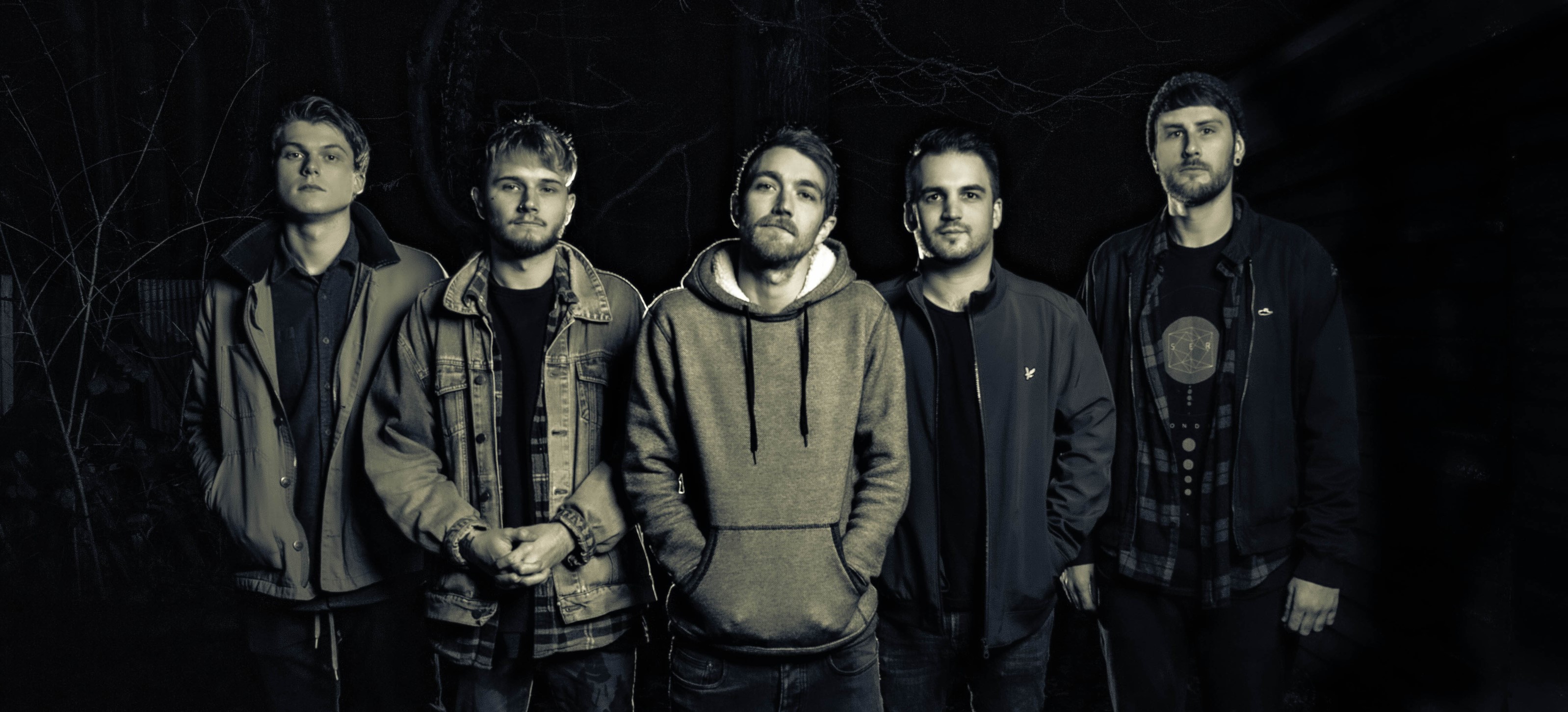 AvaGrace Promo Shot – PlanetMosh