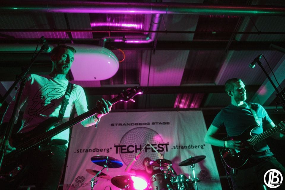 Maziac-Stoic-Single Review-Planetmosh – PlanetMosh